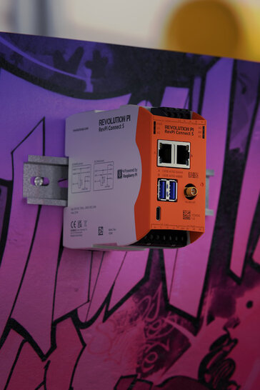 The Industrial Raspberry Pi - Revolution Pi The Industrial Raspberry Pi - Revolution Pi